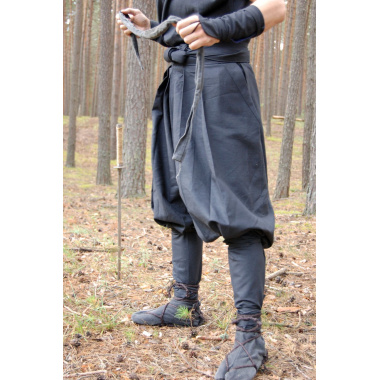 Tattsuke-bakama (igabakama) - traditional ninja and samurai battle trousers